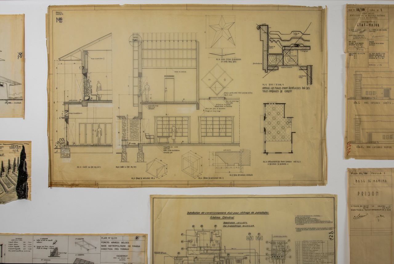 la loge | Le réduit door Sven Augustijnen